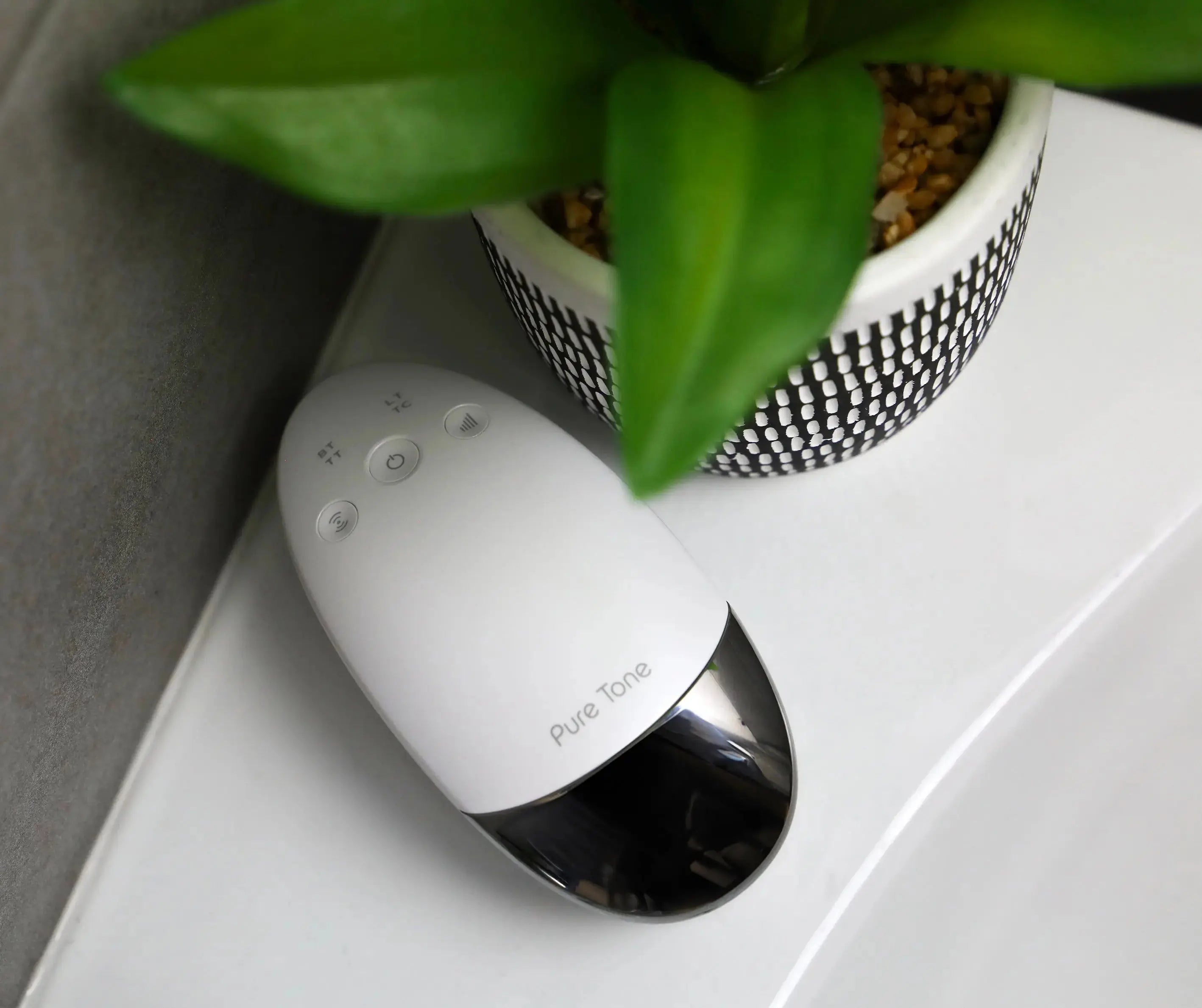 How to Use the Pure Tone Radiance Pod | Best At-Home Skincare Tool ...