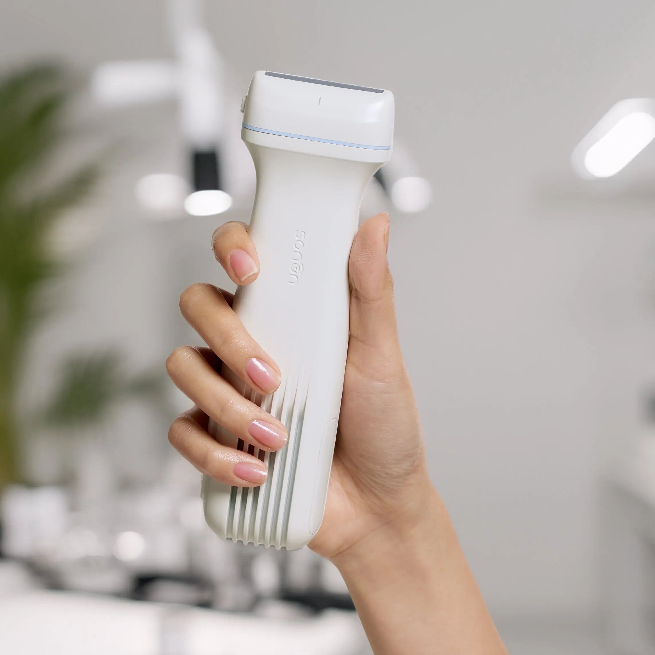 Wireless Handheld Ultrasound - Pure Tone Aesthetics